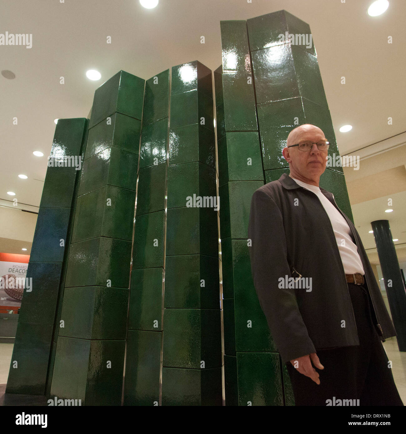 Turner prize exhibition tate gallery hi-res stock photography and ...