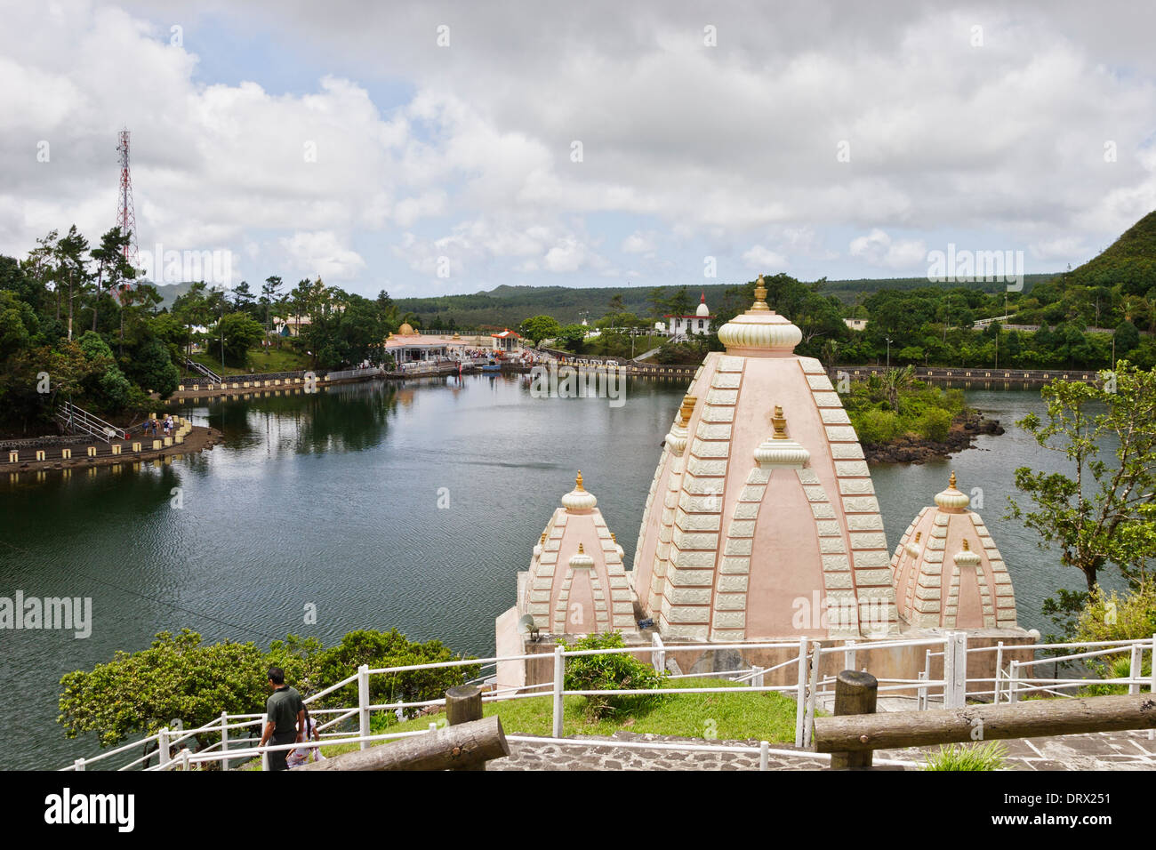 Main Hindu temple by lake, Grand Bassin, Mauritius Stock Photo - Alamy
