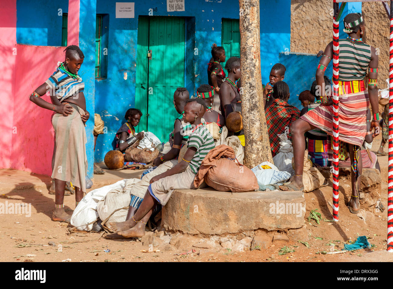 Hamer People In Dimeka Town, Omo Valley, Ethiopia Stock Photo - Alamy