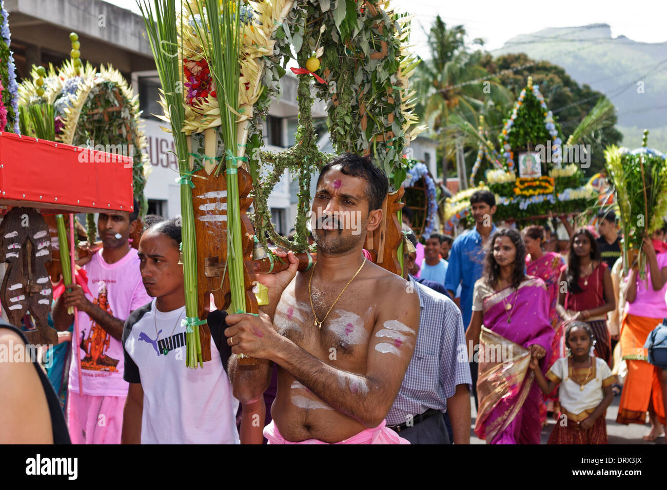 Thaipoosam cavadee mauritius hi-res stock photography and images - Alamy