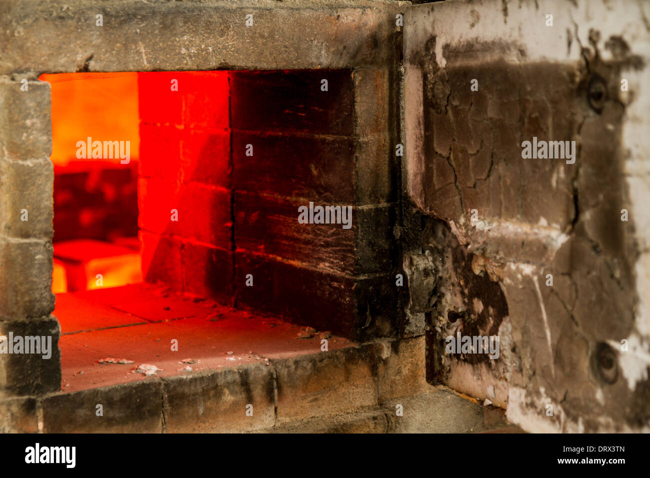 Ceramic Pottery Kiln Firing with cermaics inside Stock Photo - Alamy