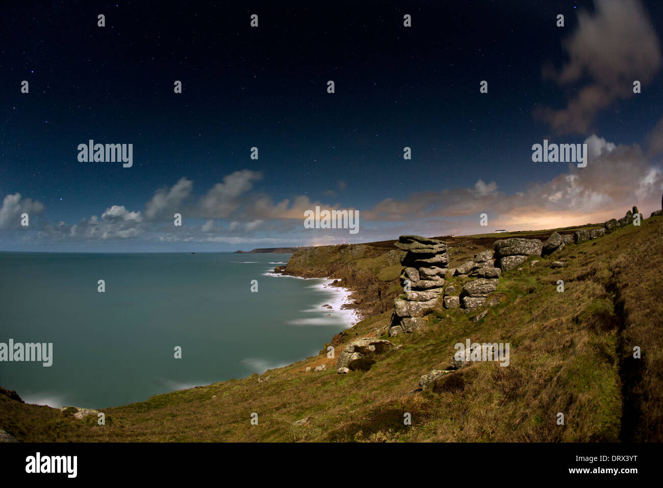 Moonlight coastal scene hi-res stock photography and images - Alamy