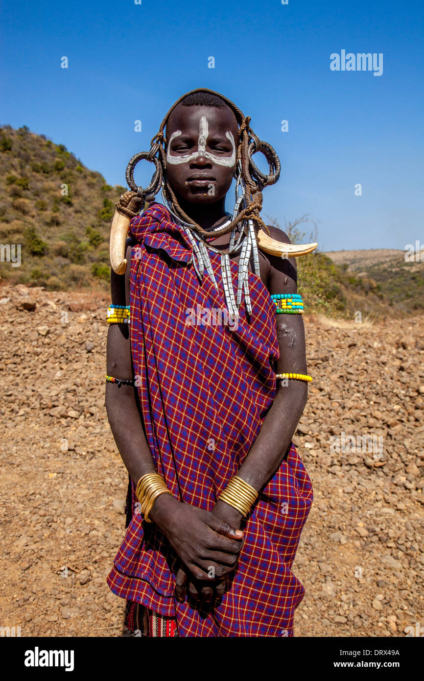 Mursi children omo hi-res stock photography and images - Alamy