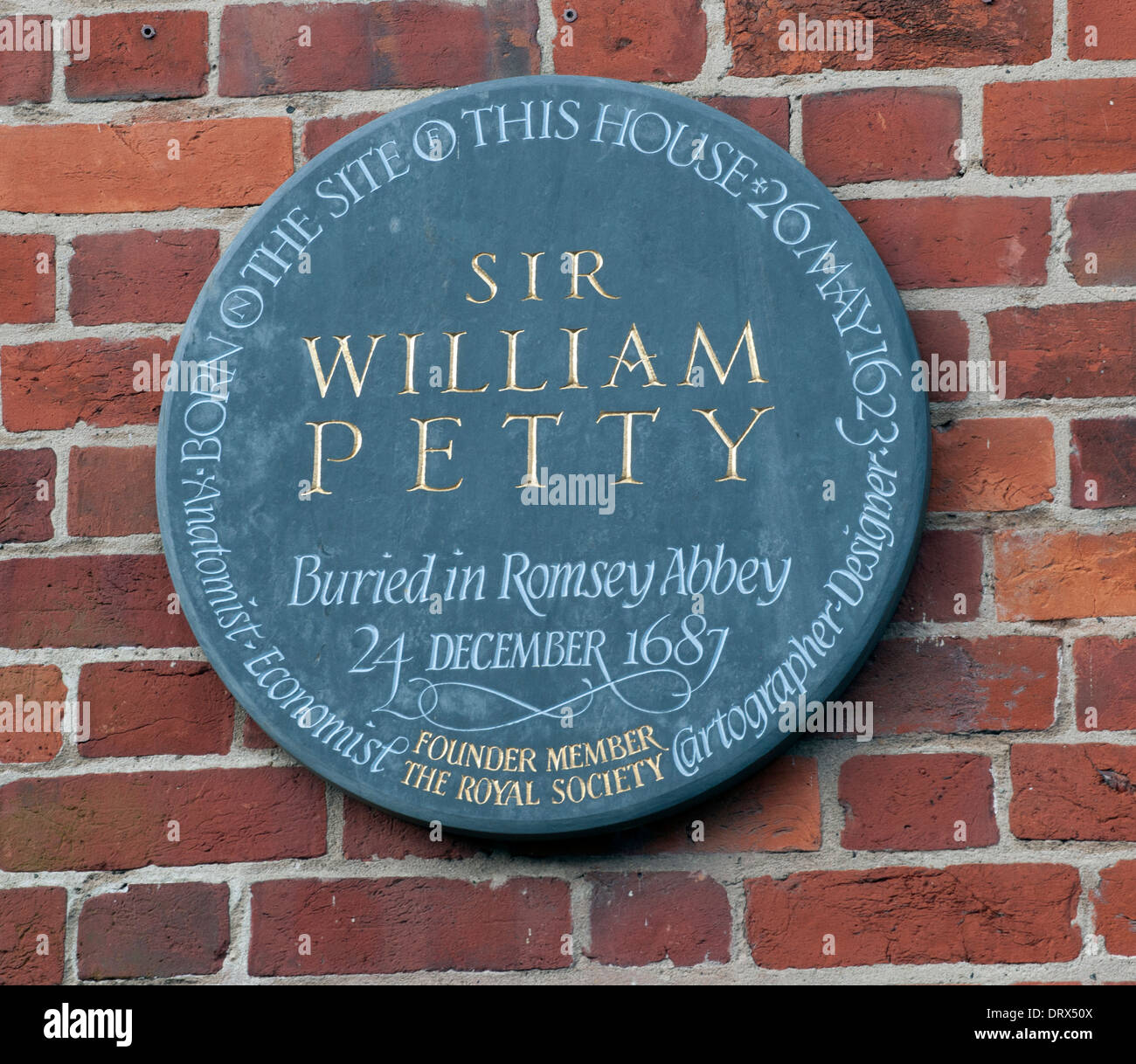 Blue plaque sign for Sir William Petty, 30 Church Street, Romsey ...