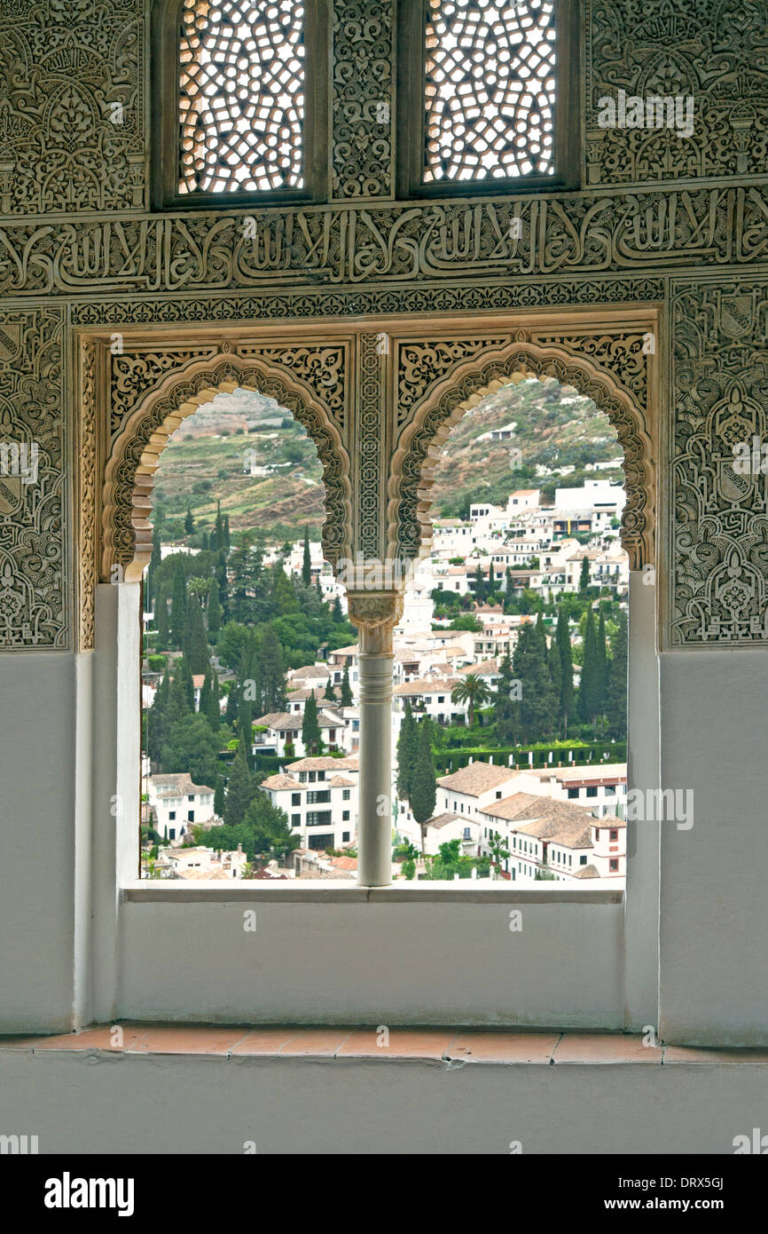 Nasrid window hi-res stock photography and images - Alamy