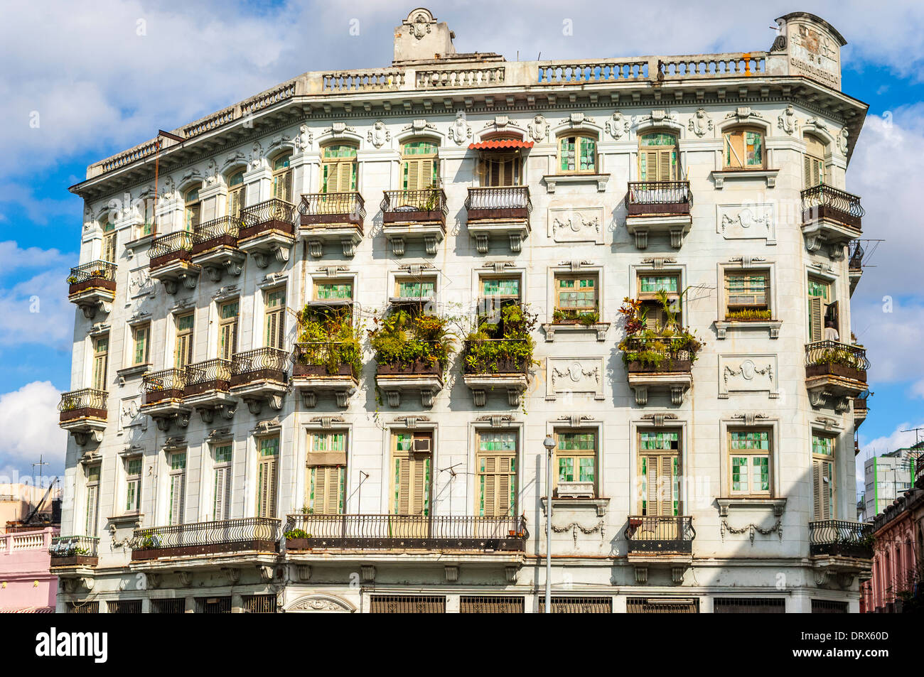 Buildings of cuba hi-res stock photography and images - Alamy