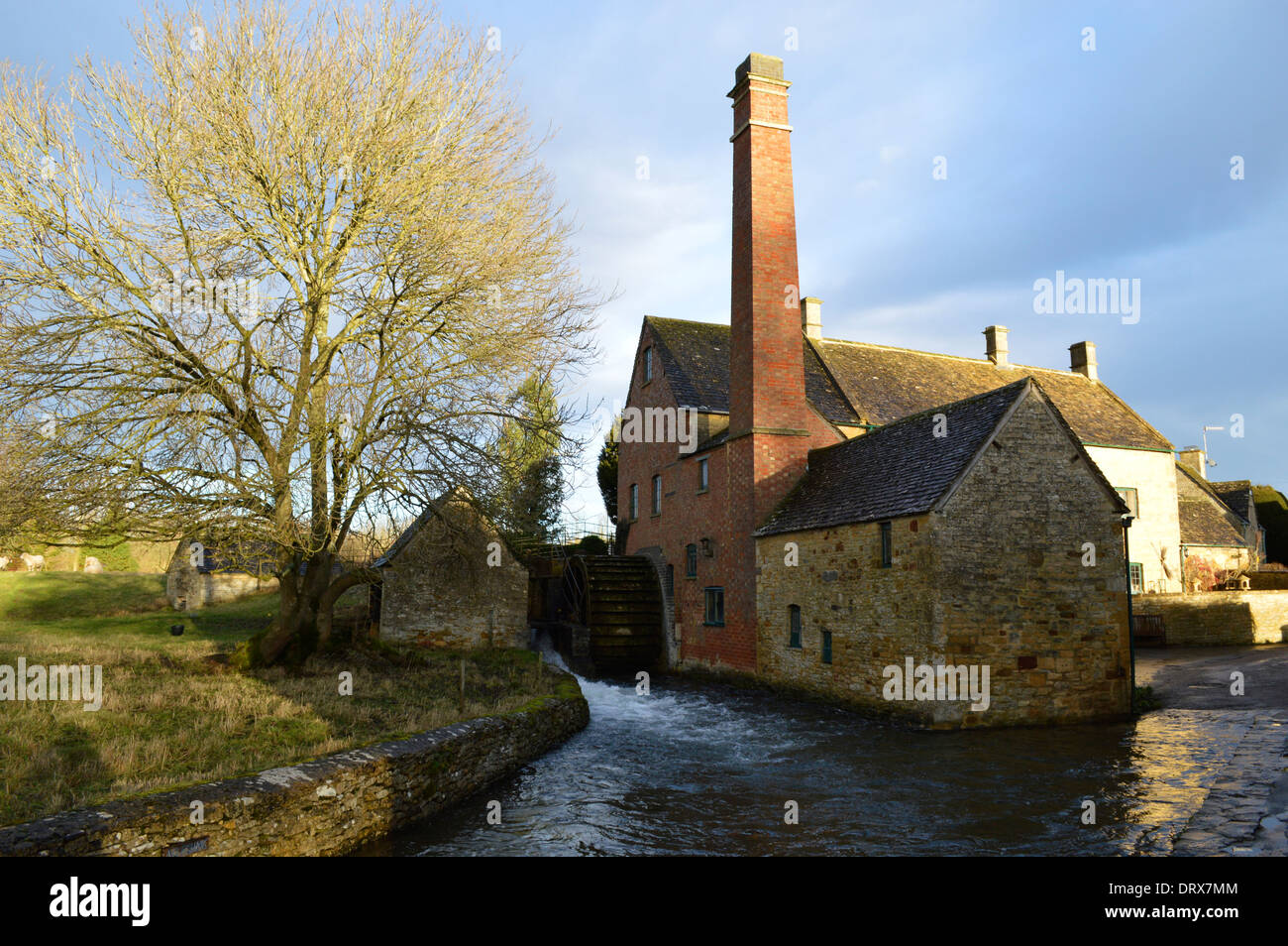 House at the golden wheel hi-res stock photography and images - Alamy
