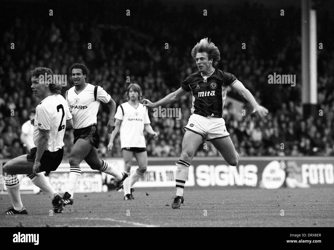 Steve mcmahon hi-res stock photography and images - Alamy