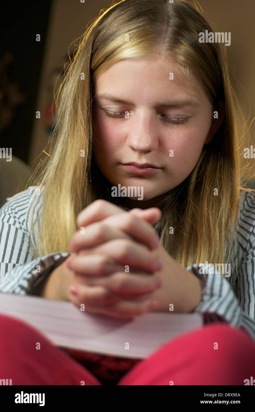 Prayer pray praying hi-res stock photography and images - Alamy