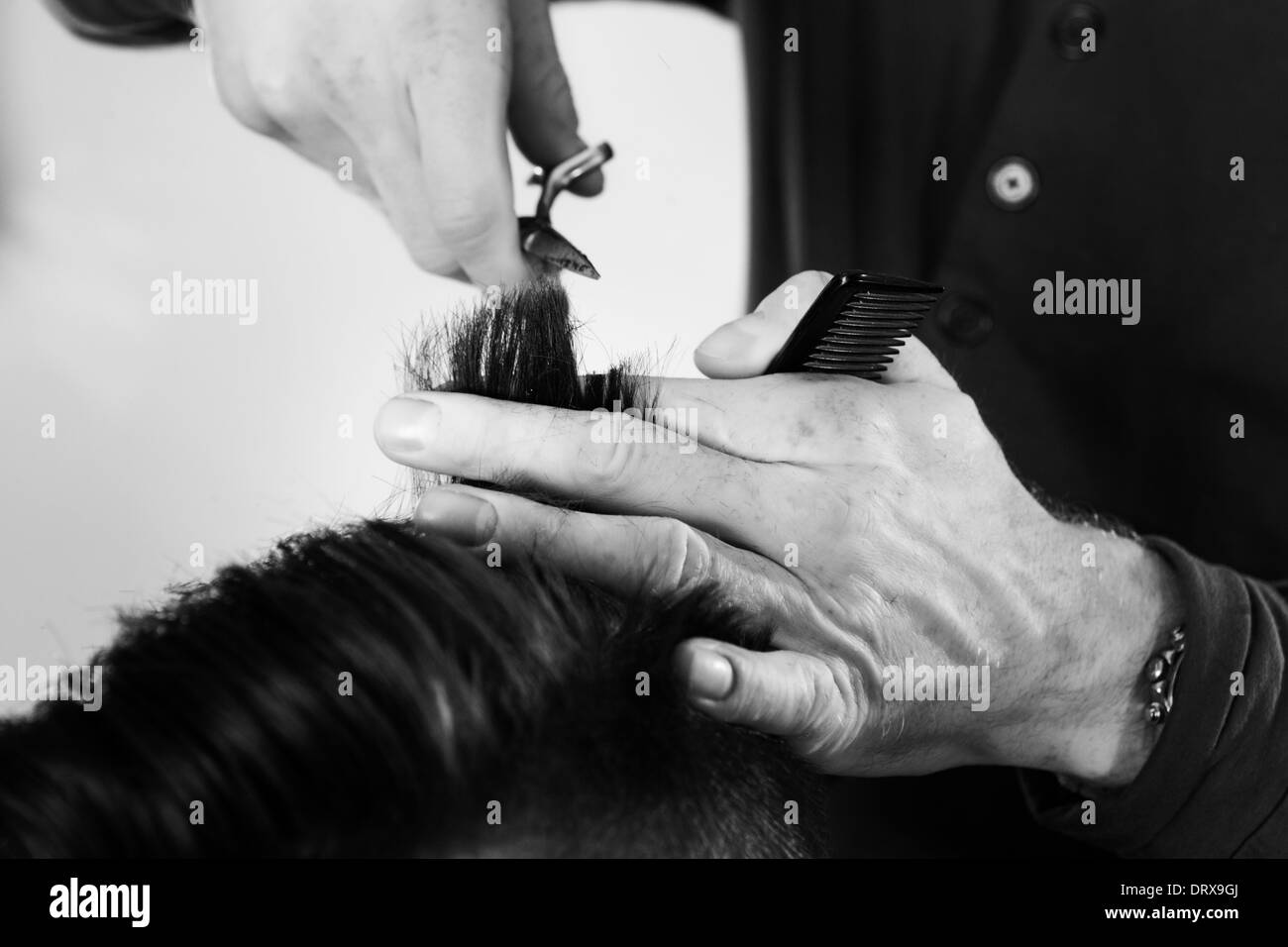 close up shot of man getting his hair cut Stock Photo - Alamy