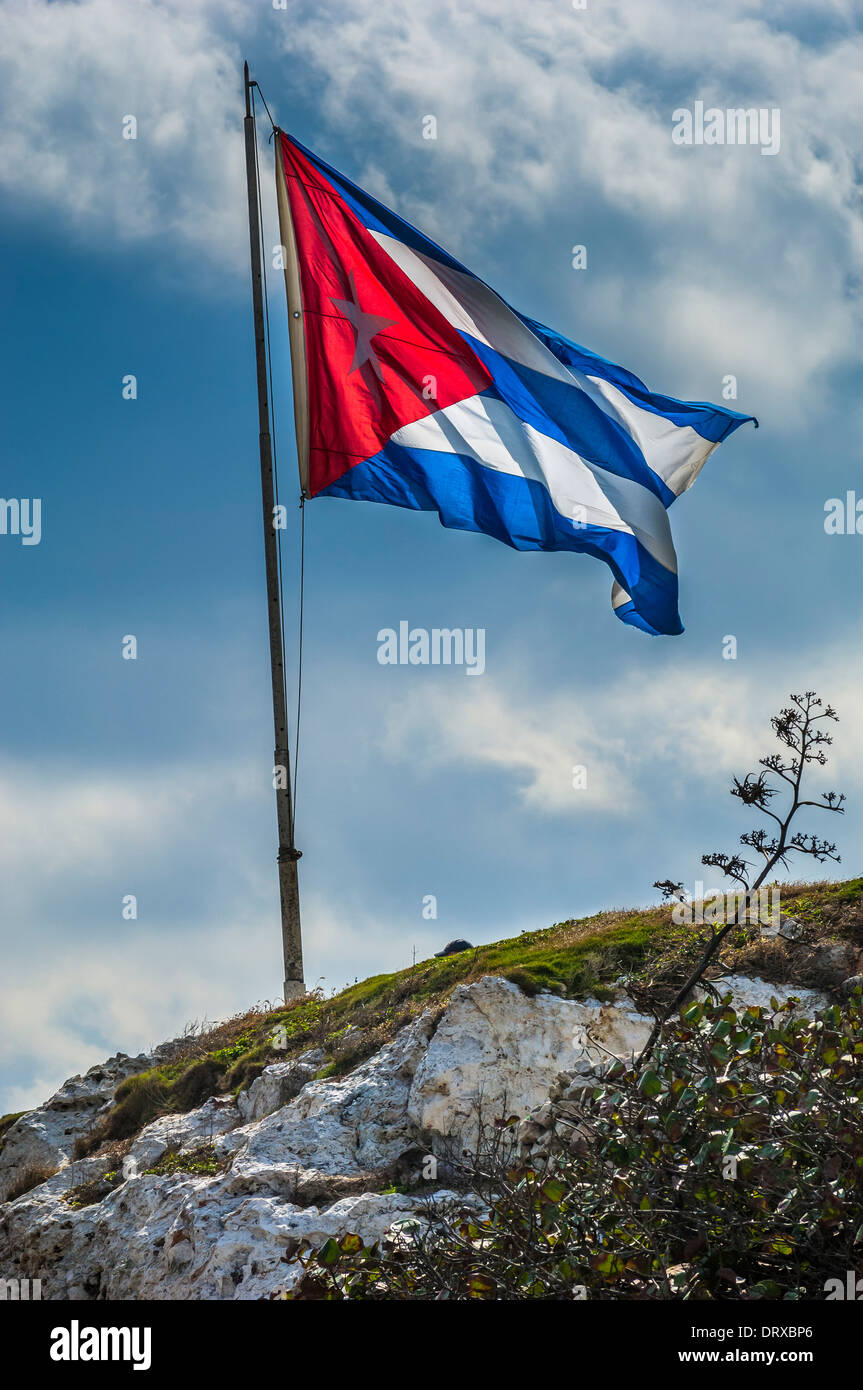 havana cuba caribbean vacation holiday travel central sun sunny blue ...
