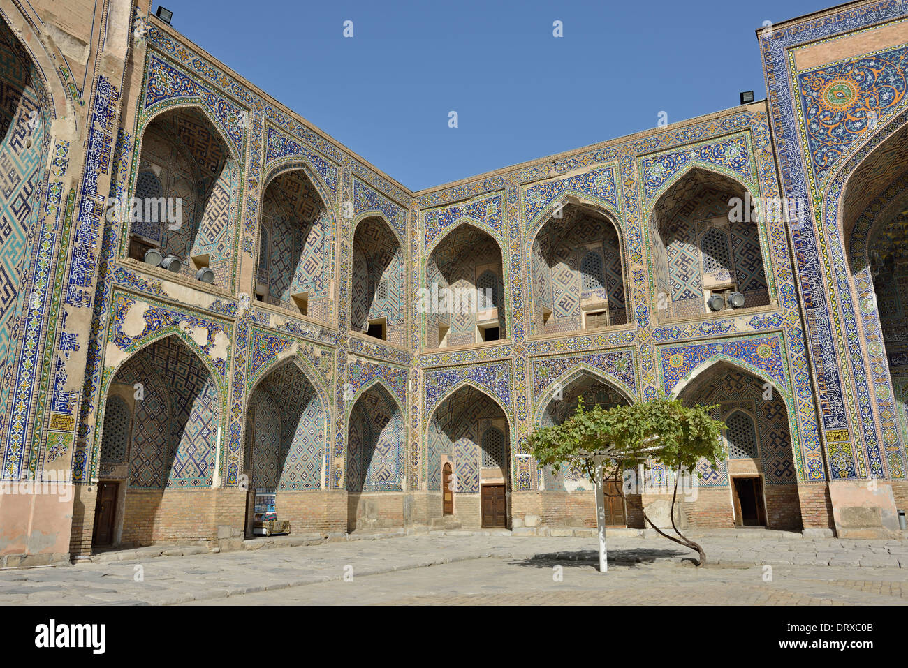 Courtyard of Sher-Dor Madrasah, Registan Square, Samarkand, Uzbekistan ...