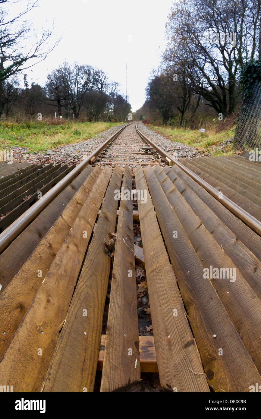 Single railway track, UK standard gauge Stock Photo - Alamy Single railway track, UK standard gauge Stock Photo - Alamy