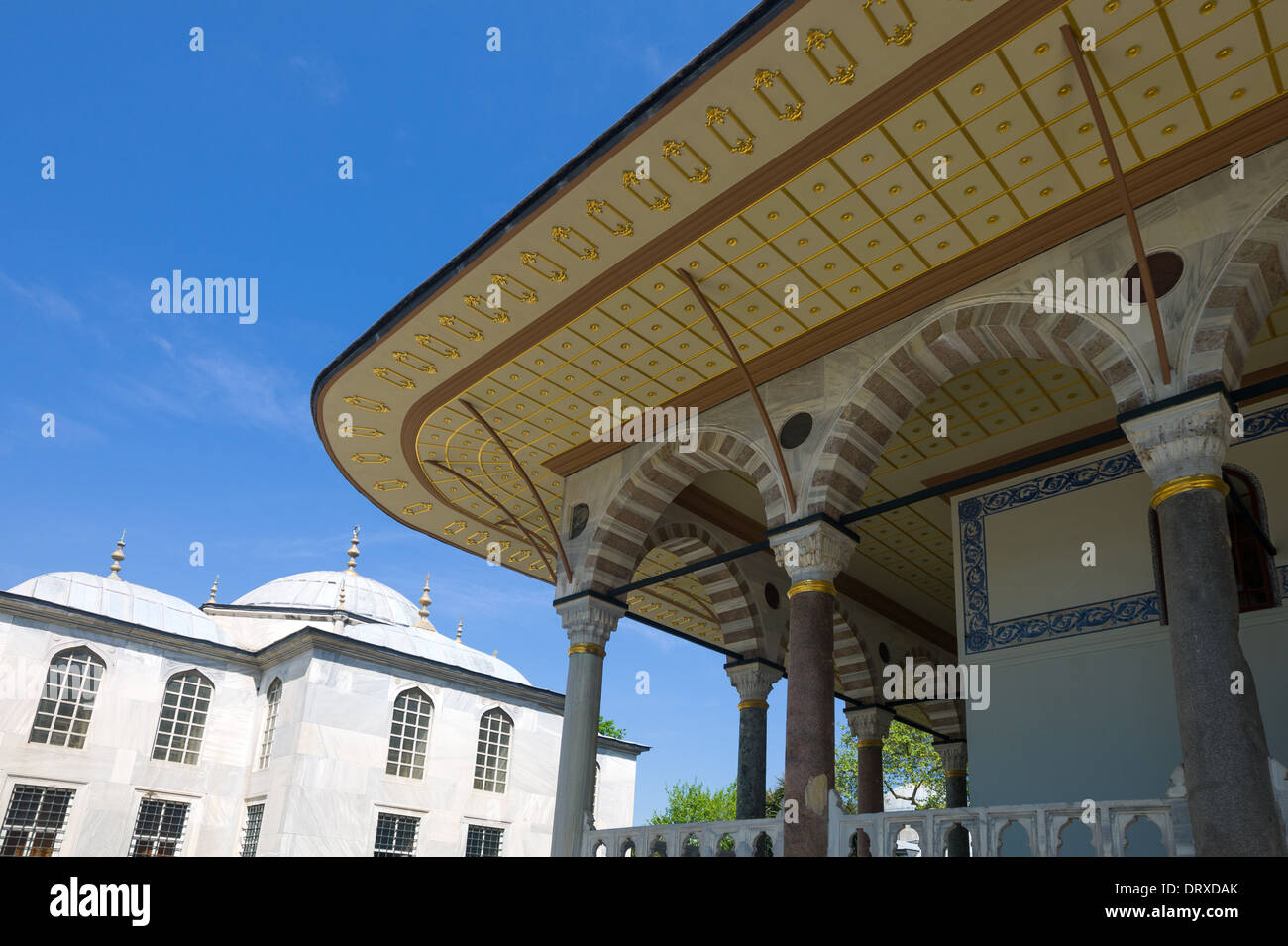 Topkapi palace library hi-res stock photography and images - Alamy