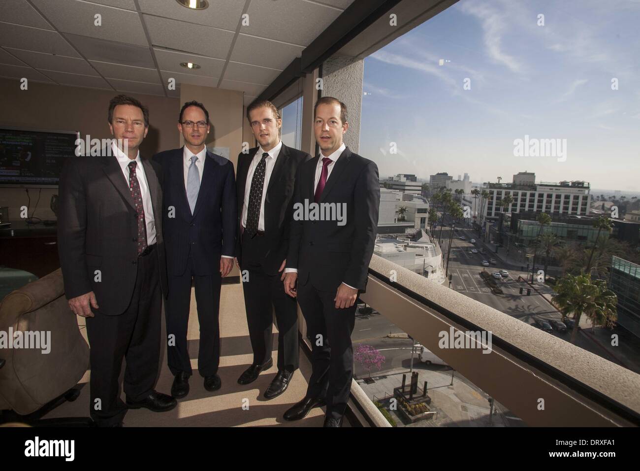 Los Angeles, California, USA. 27th Jan, 2014. From left to right, Tea ...