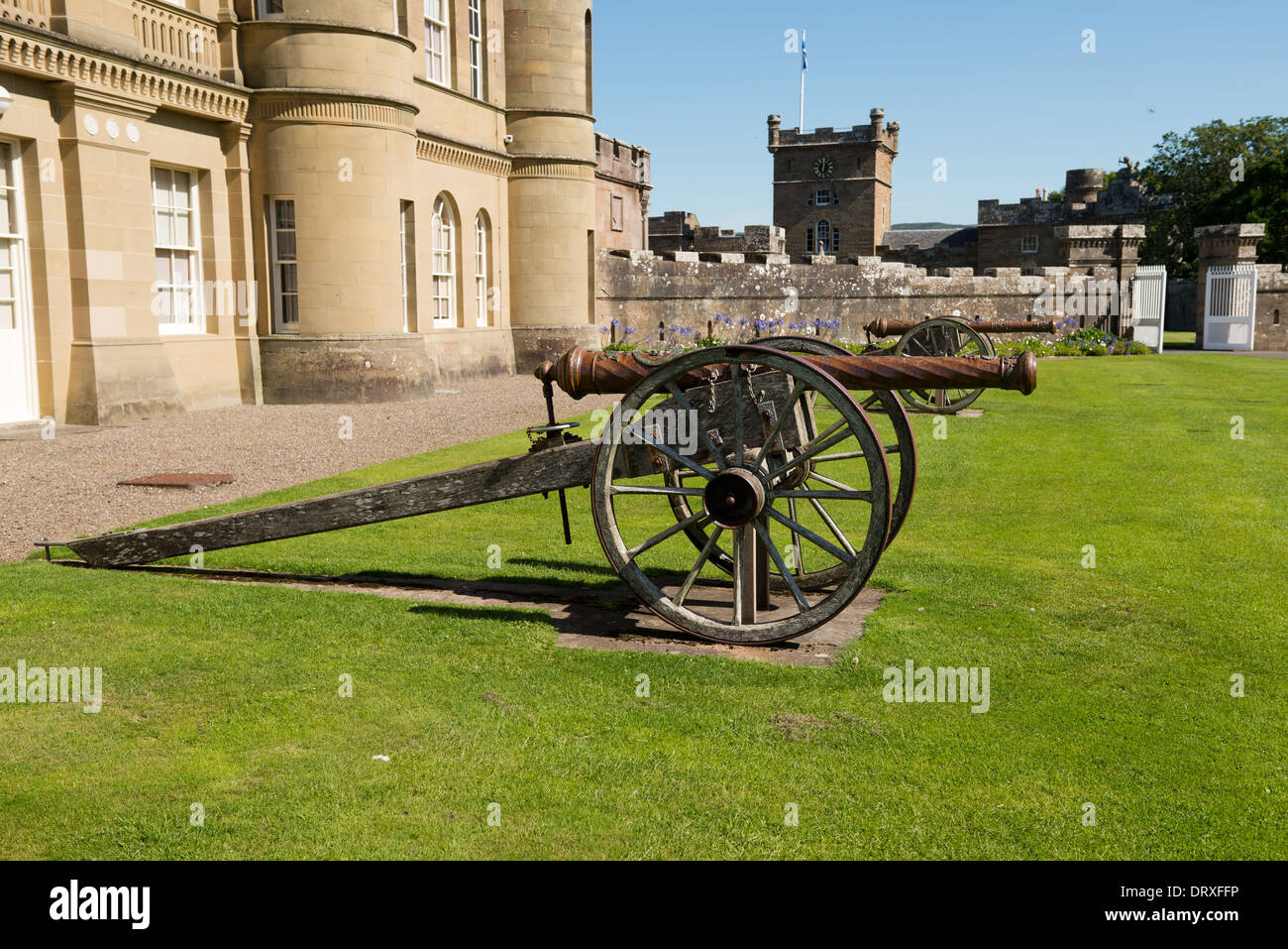 cannon at Culzean castle, Ayrshire, Scotland Stock Photo - Alamy