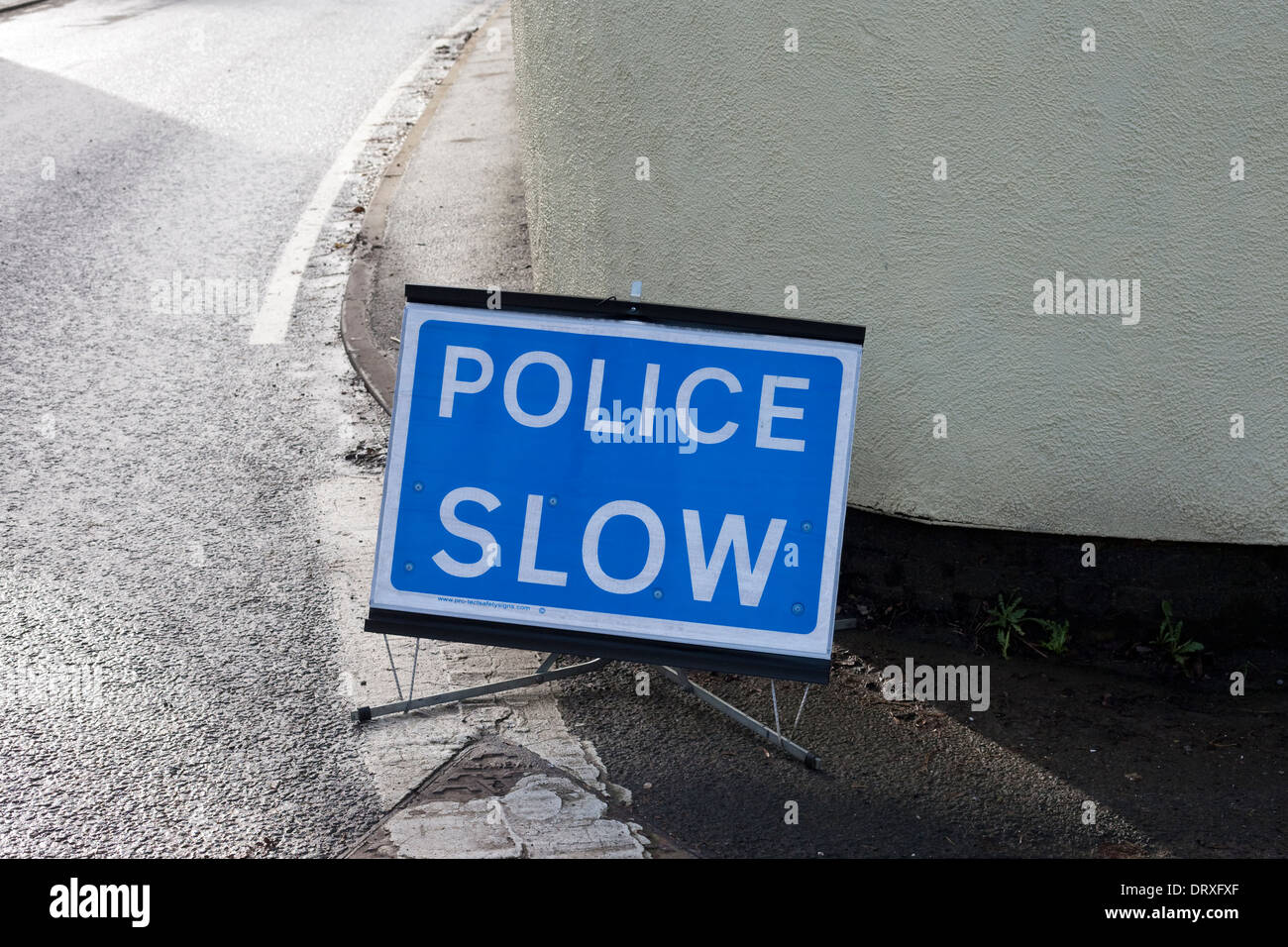 Police slow hi-res stock photography and images - Alamy