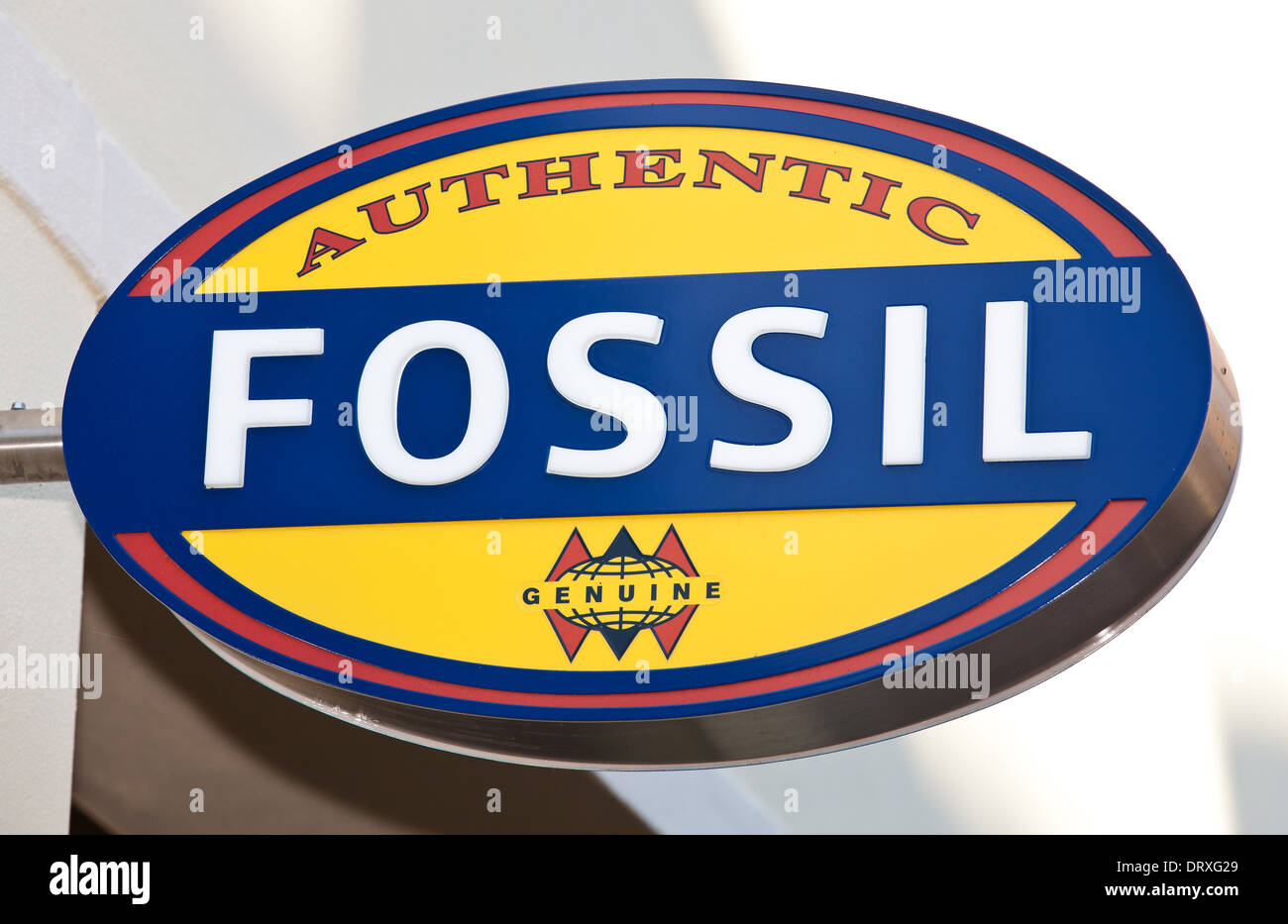 Fossil logo hi-res stock photography and images - Alamy