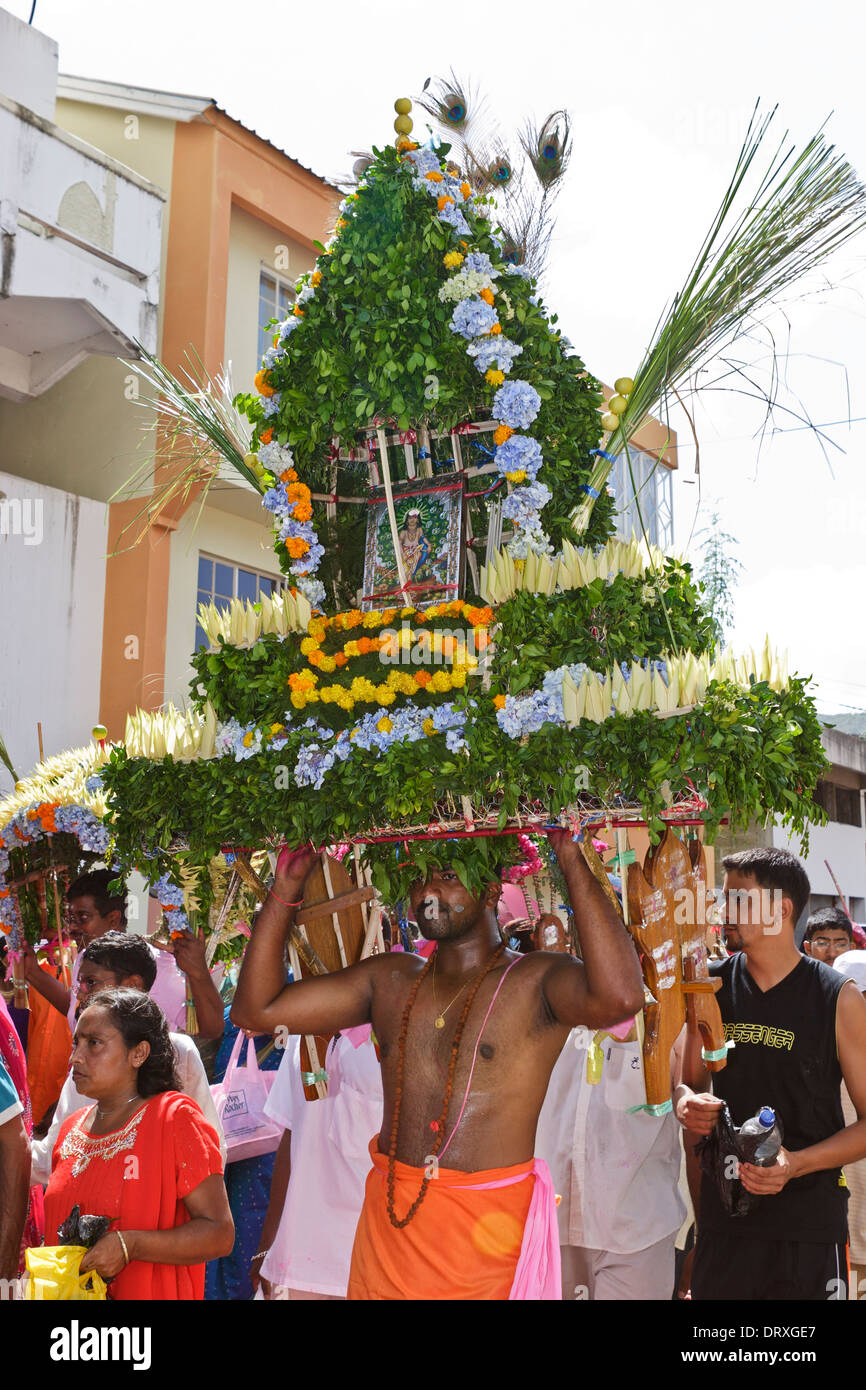 Thaipoosam cavadee mauritius hi-res stock photography and images - Alamy