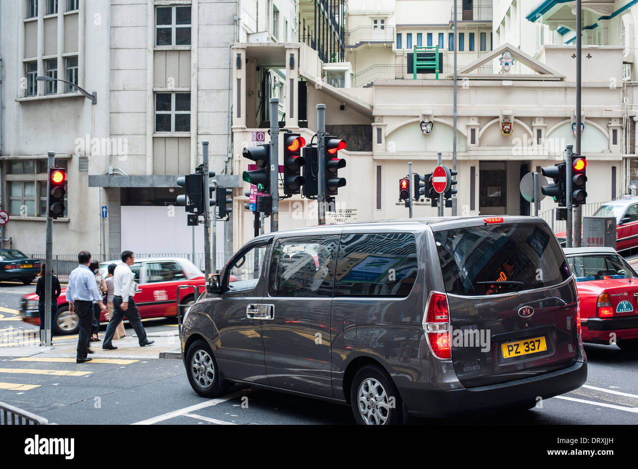 Multiple traffic lights at the crossing Wyndham Street, Lower Albert ...