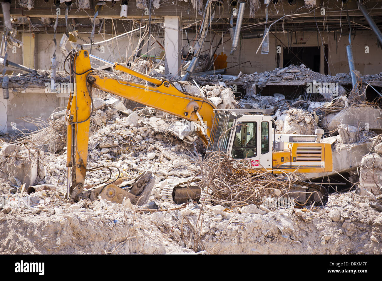 Demolit hi-res stock photography and images - Alamy