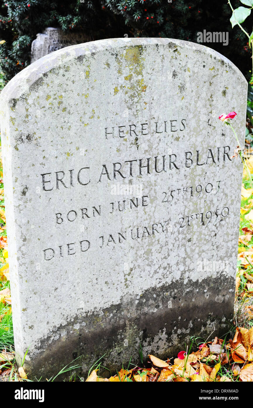 The Grave of George Orwell at Sutton Courtenay Church, Oxfordshire. UK ...