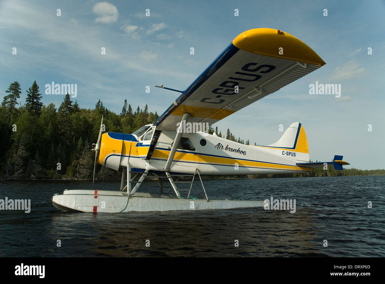 Floating plane lake hi-res stock photography and images - Alamy
