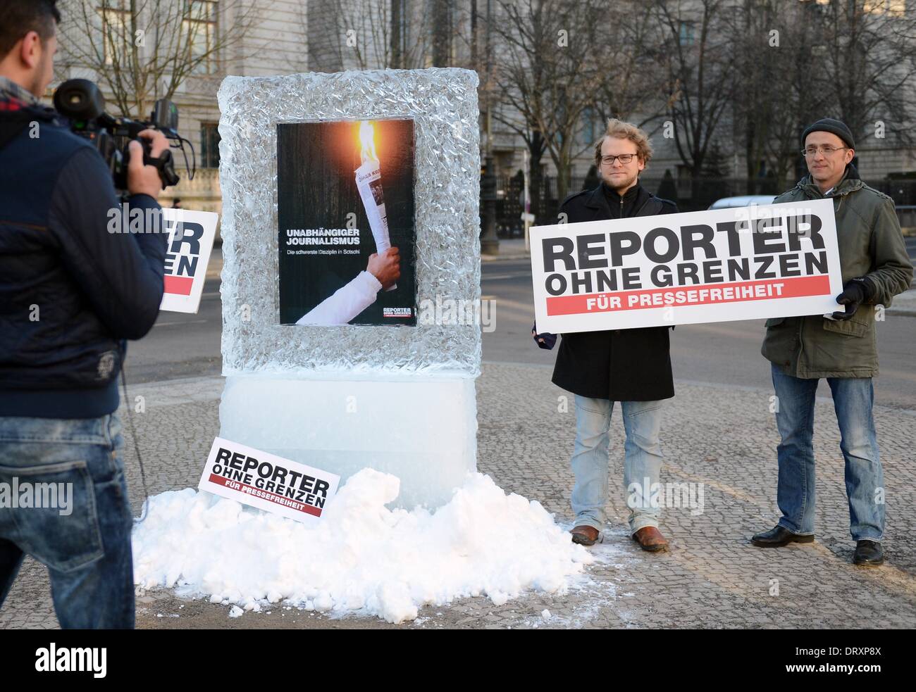 Berlib, Germany. 04th Feb, 2014. Protesters of the organization ...