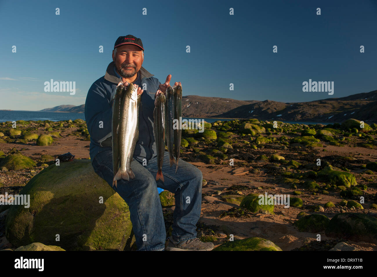 Inuit fish canada hi-res stock photography and images - Alamy