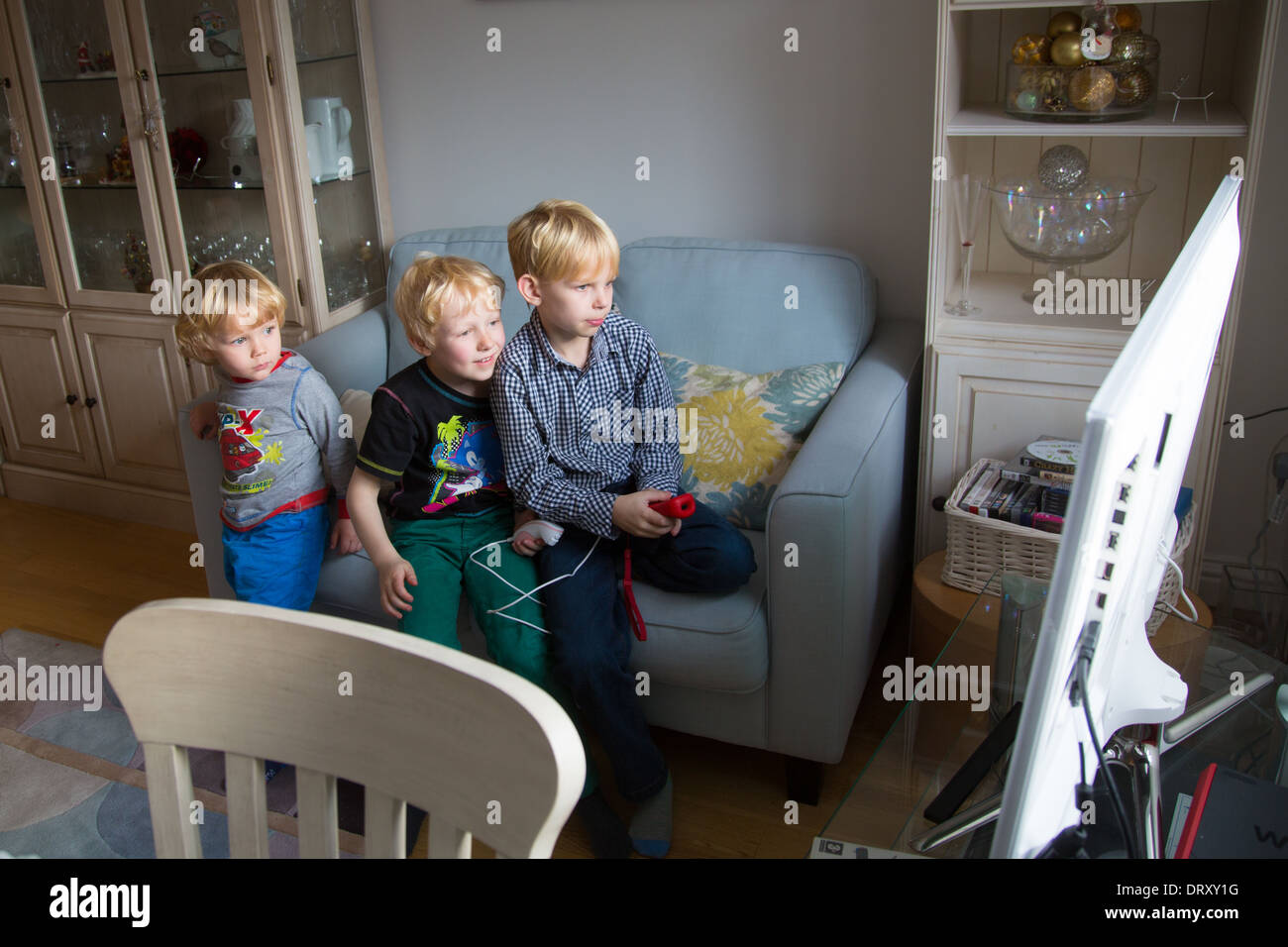 Wii hi-res stock photography and images - Alamy