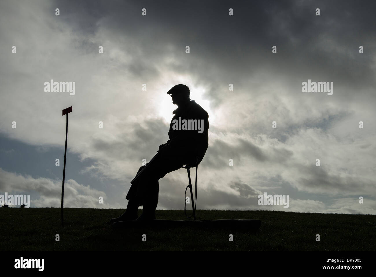 Waiting game hi-res stock photography and images - Alamy
