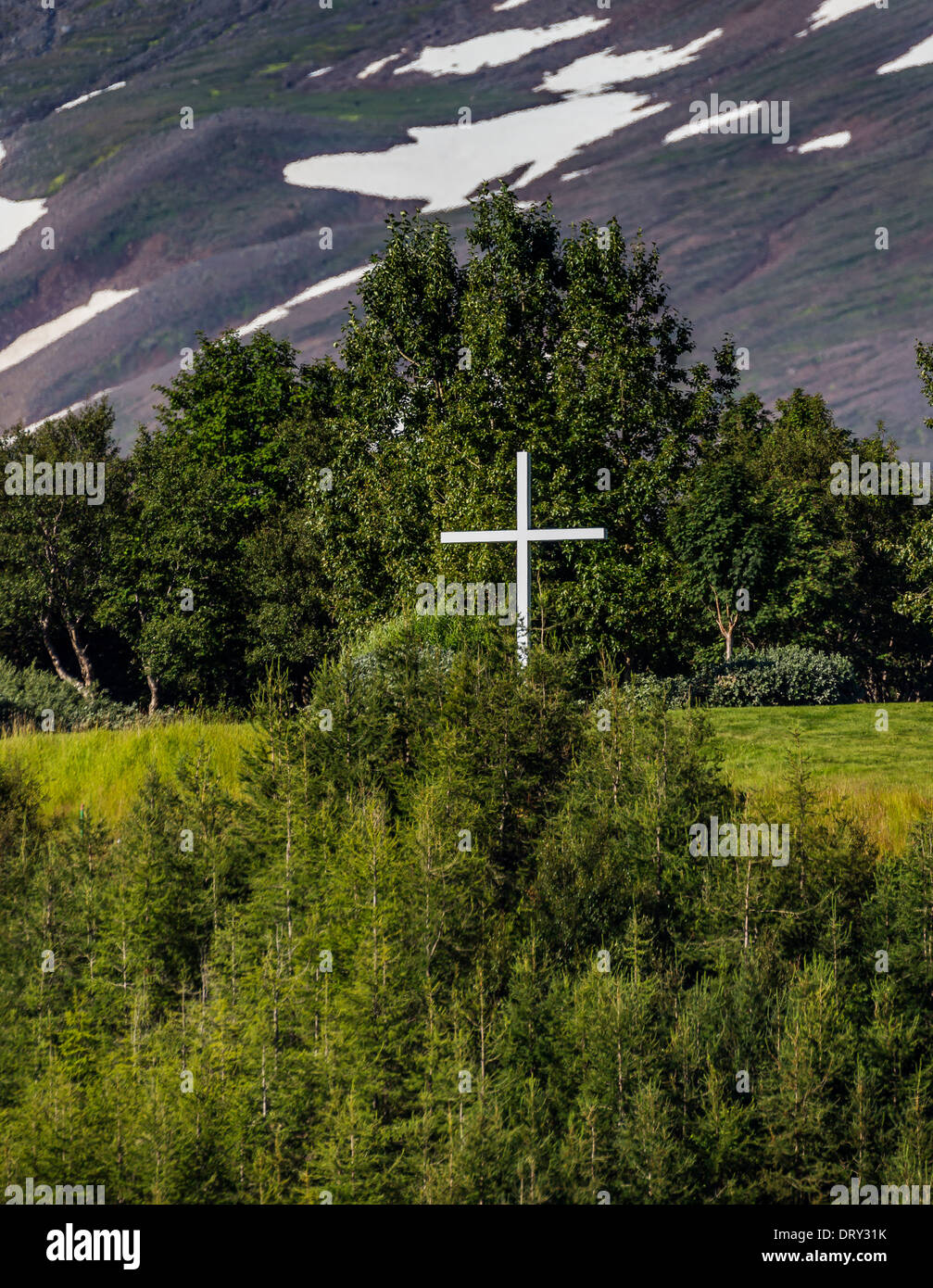 Cross in graveyard, countryside, Akureyri, Iceland Stock Photo - Alamy