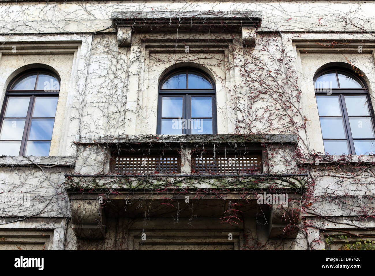 Old building detail hi-res stock photography and images - Alamy