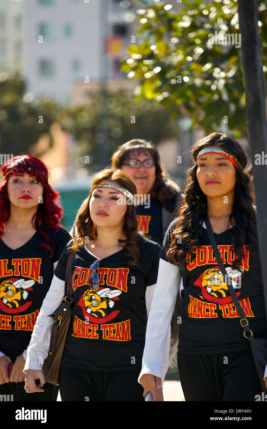 Female Dance Troupe High Resolution Stock Photography and Images - Alamy