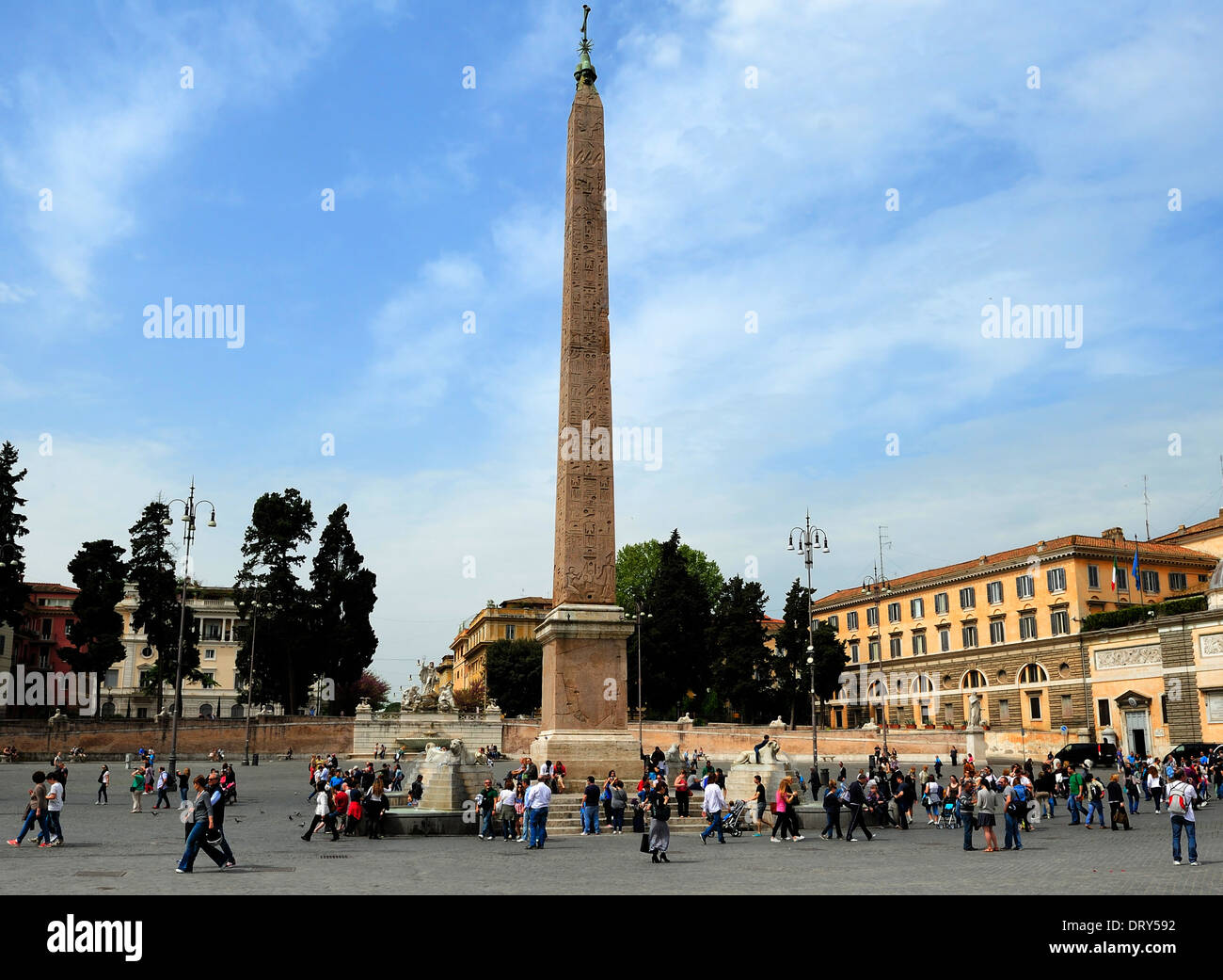 Piazza del popolo hi-res stock photography and images - Alamy