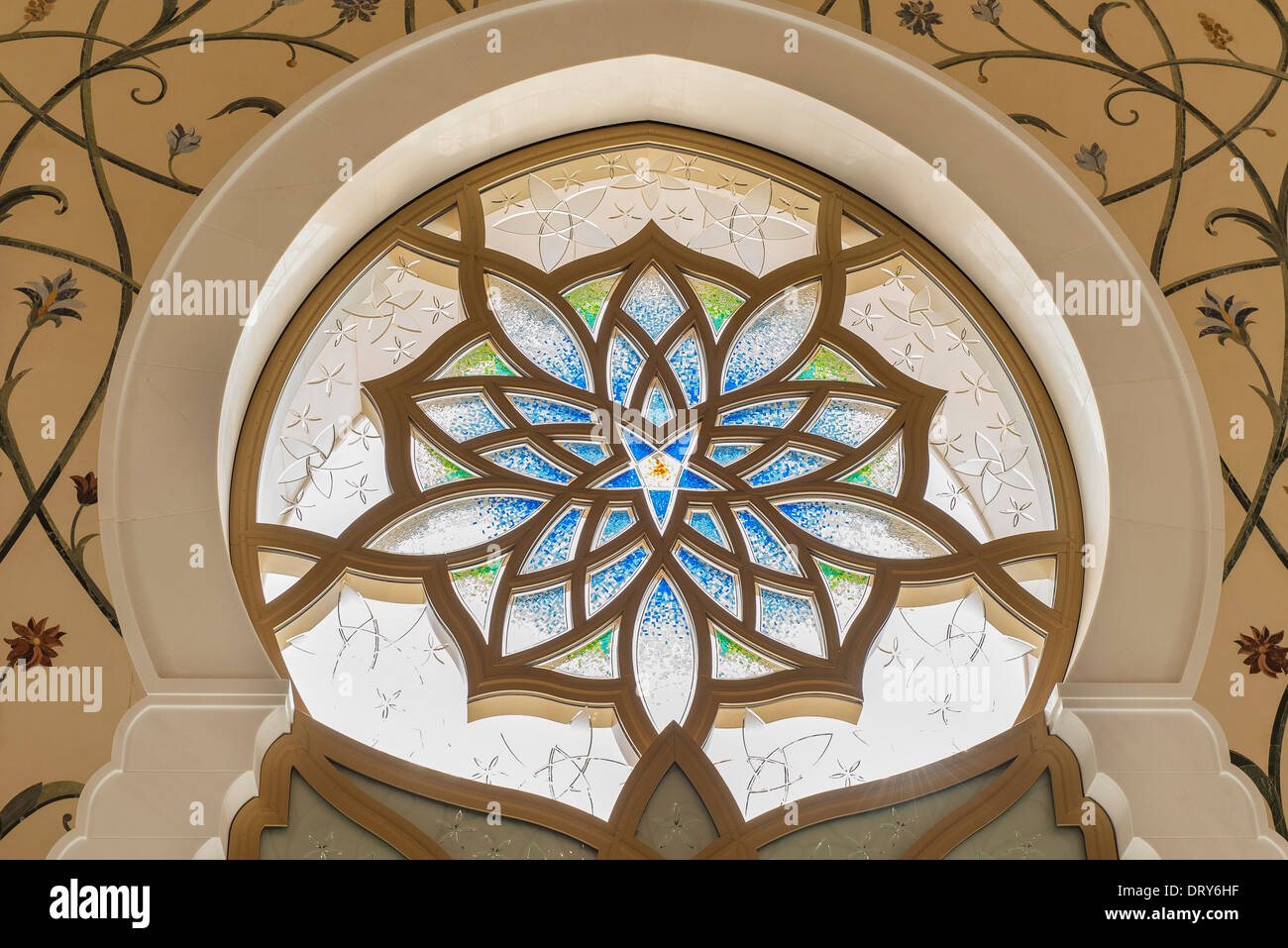 Stained glass window arab hi-res stock photography and images - Alamy