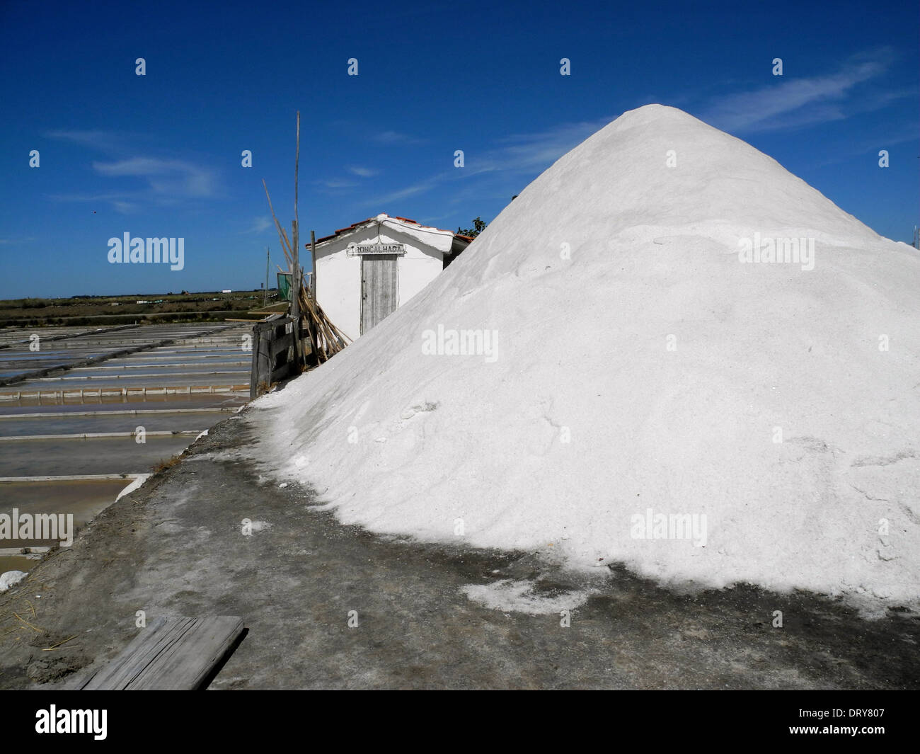 The salt shed hi-res stock photography and images - Alamy
