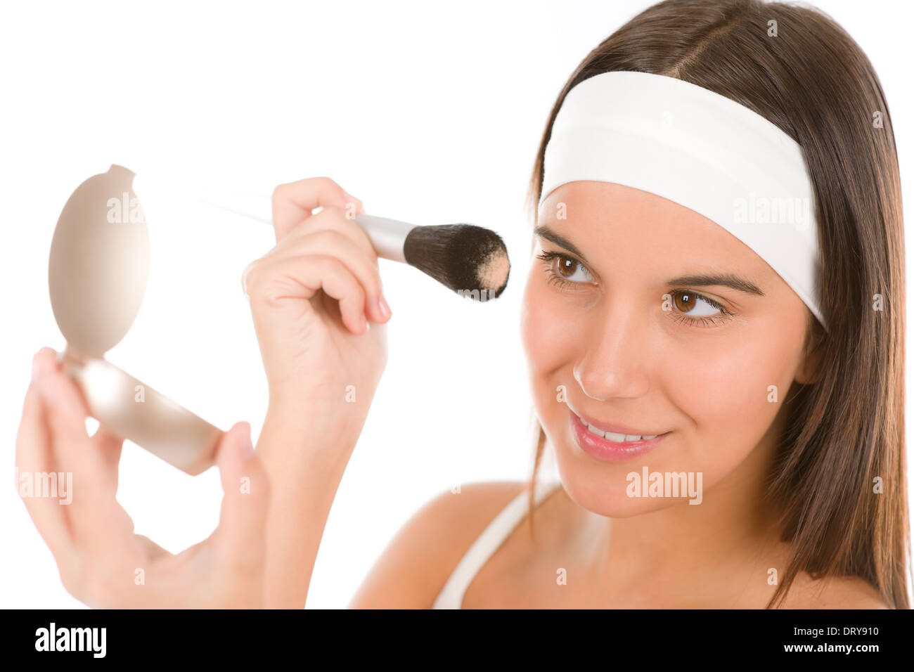 Make-up skin care - woman apply powder Stock Photo - Alamy Make-up skin care - woman apply powder Stock Photo - Alamy