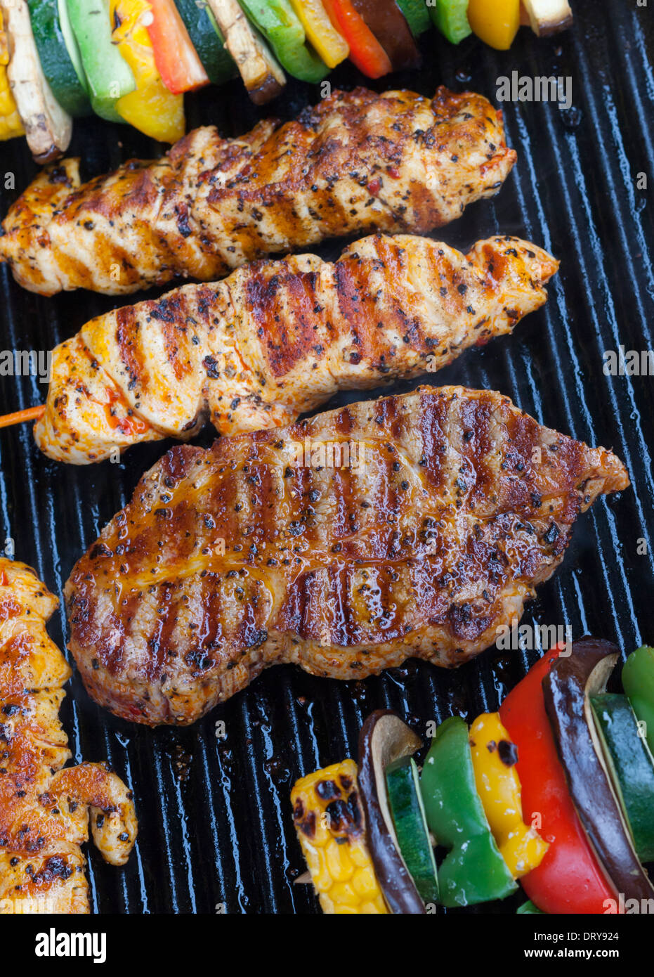 Bbq food smoke hi-res stock photography and images - Alamy