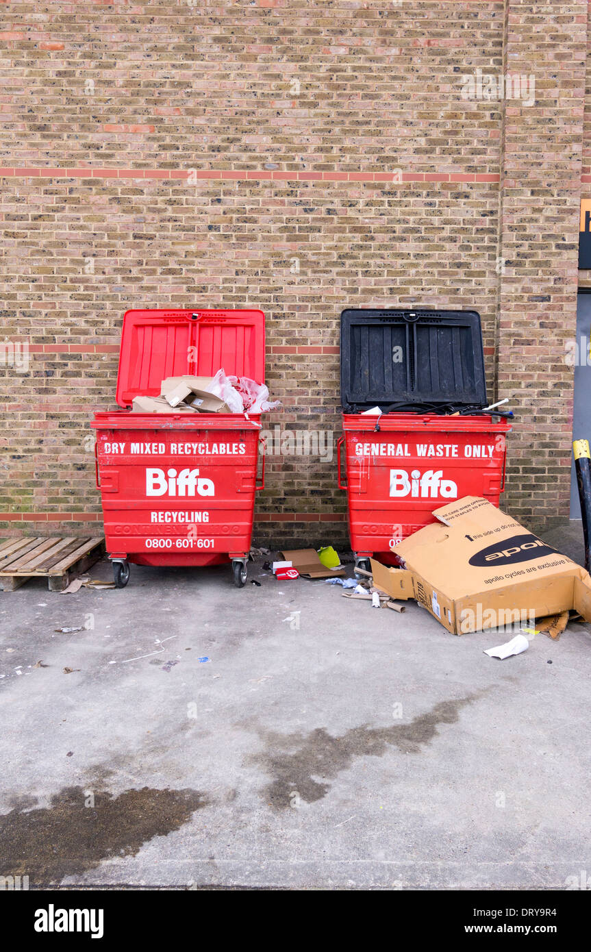 Biffa commercial waste hi-res stock photography and images - Alamy