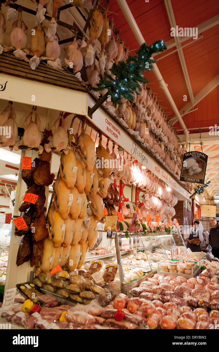 Old fashioned butcher shop hi-res stock photography and images - Alamy