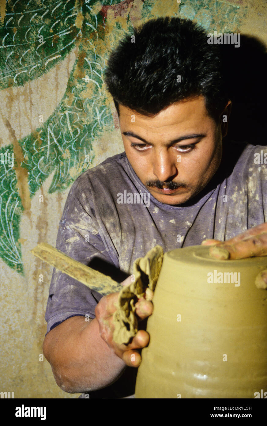 Nabeul pottery hi-res stock photography and images - Alamy