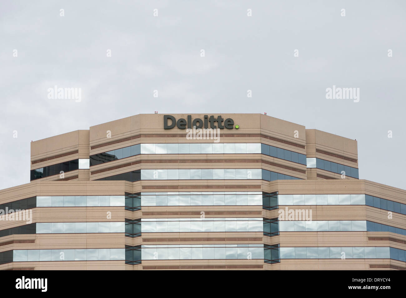 Deloitte hi-res stock photography and images - Alamy
