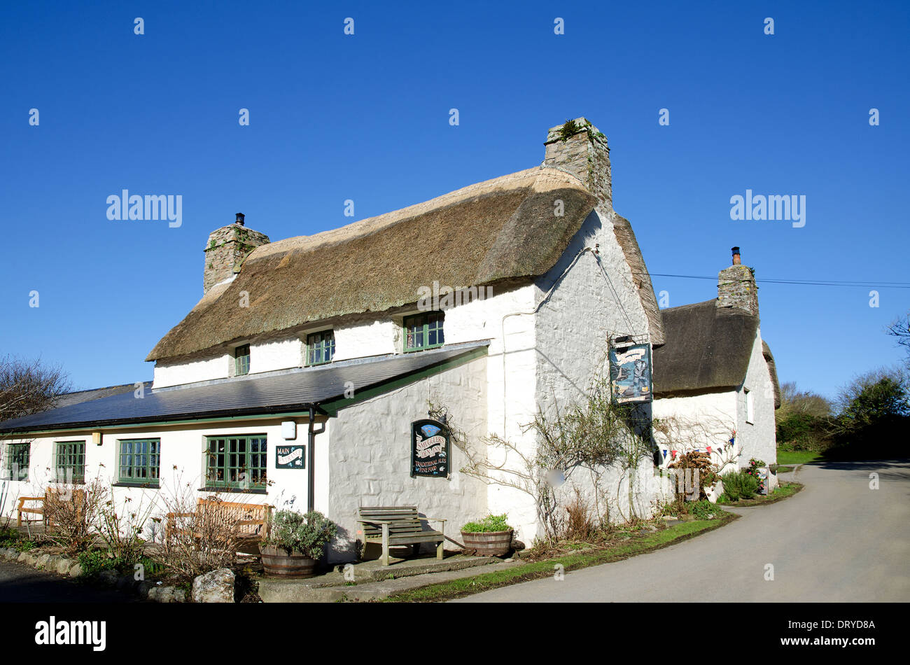 The smugglers inn hi-res stock photography and images - Alamy