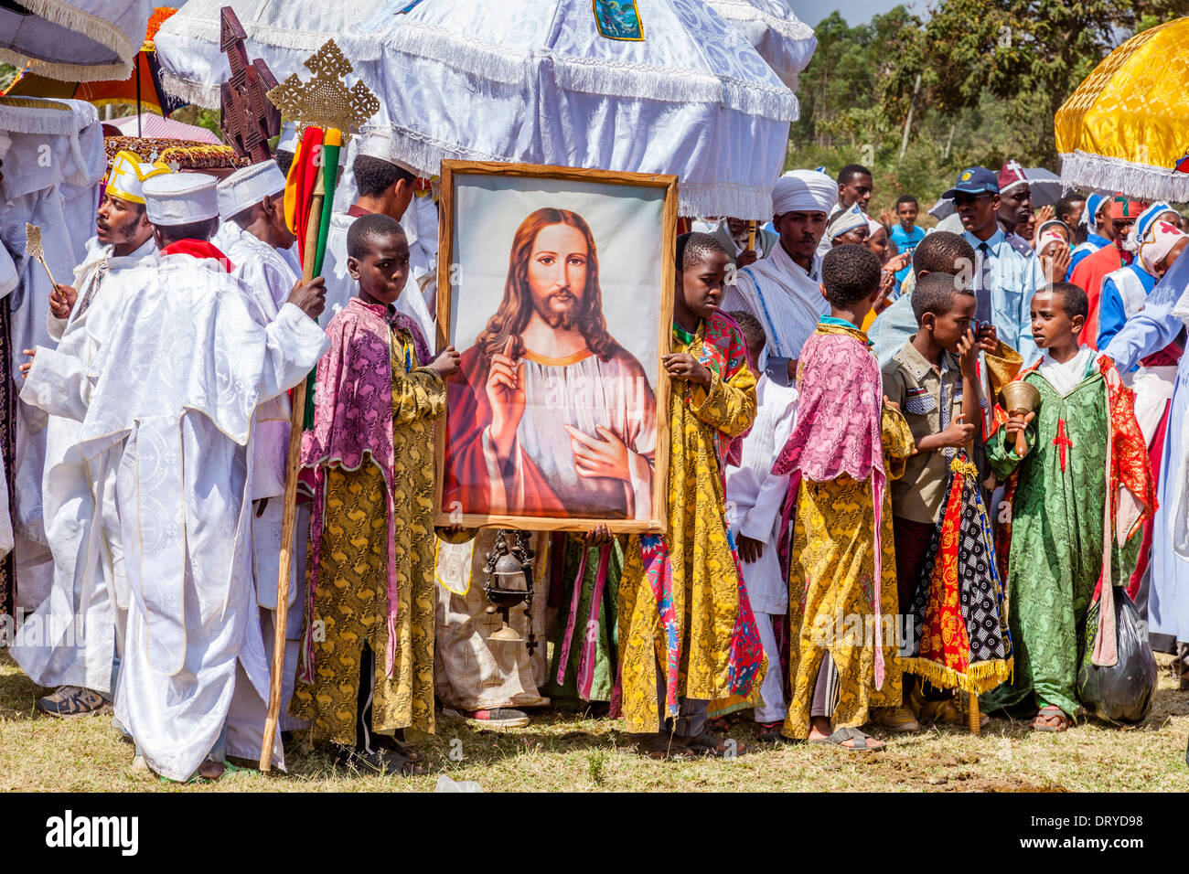 Group of priests in a procession hi-res stock photography and images ...