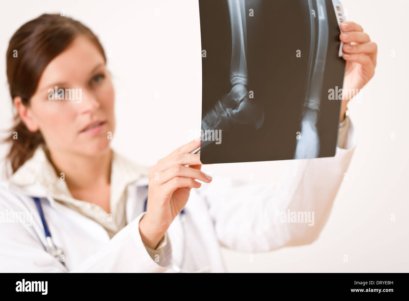 Female doctor holding x-ray Stock Photo - Alamy