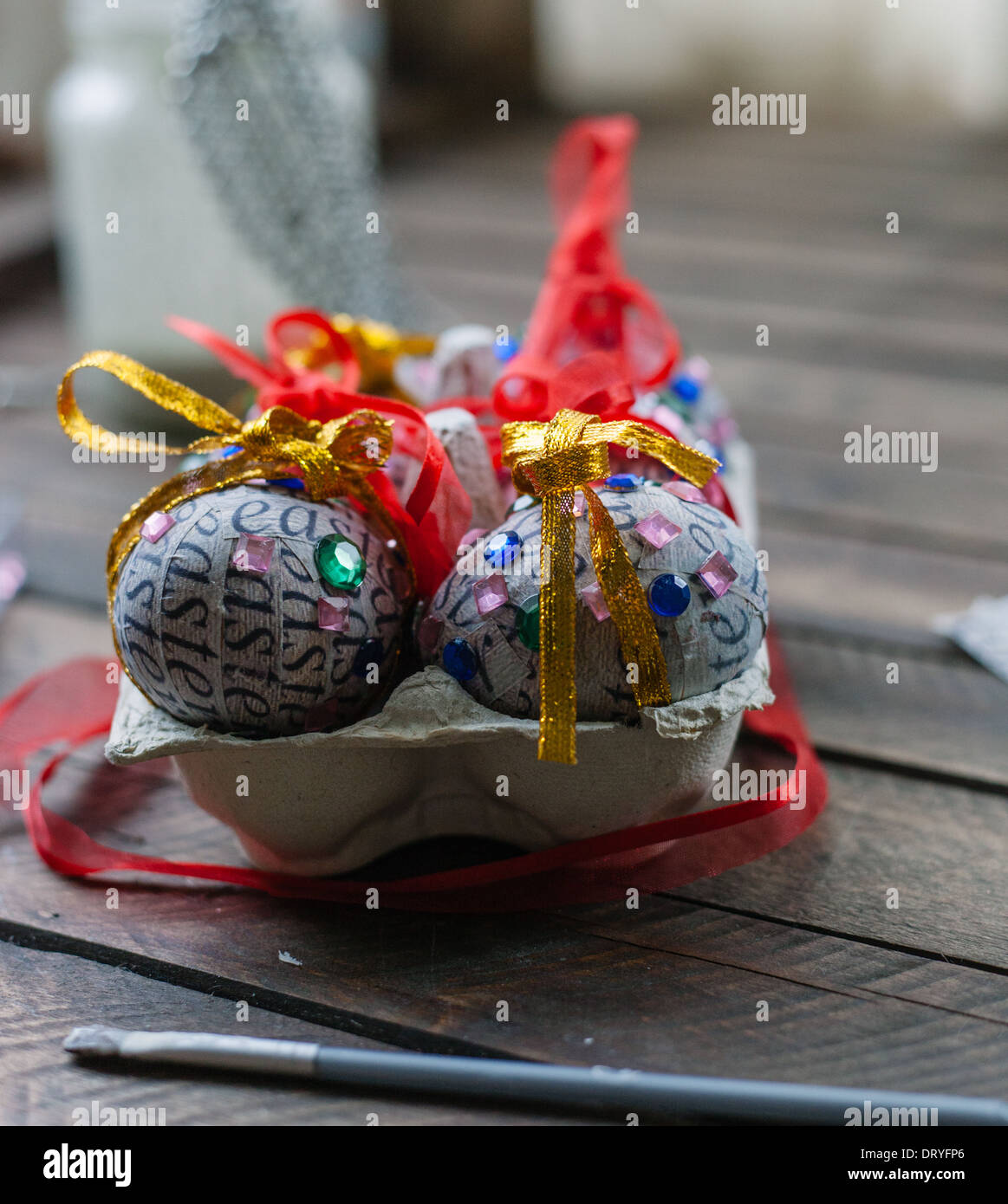Colorfully eggs hi-res stock photography and images - Alamy