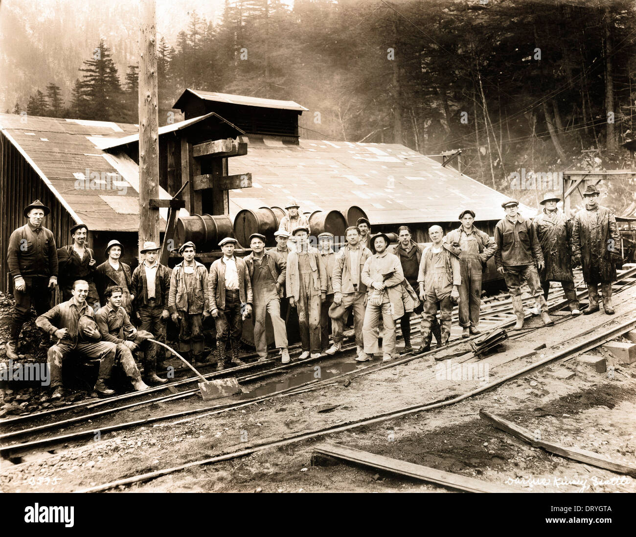 19th century logging hi-res stock photography and images - Alamy