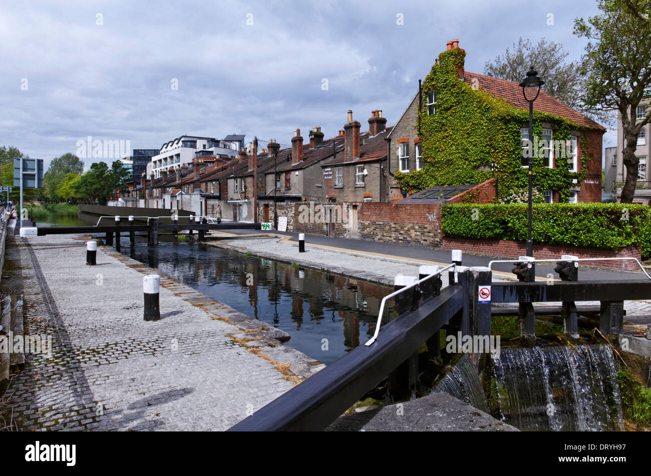 Row of houses by a lock on the canal in Dublin, Ireland Stock Photo - Alamy