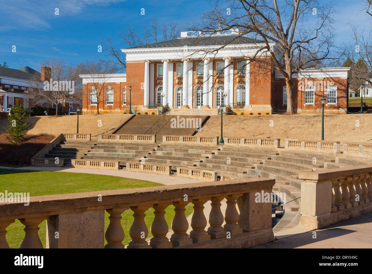 University of Virginia, Minor Hall and McIntire Amphitheatre ...
